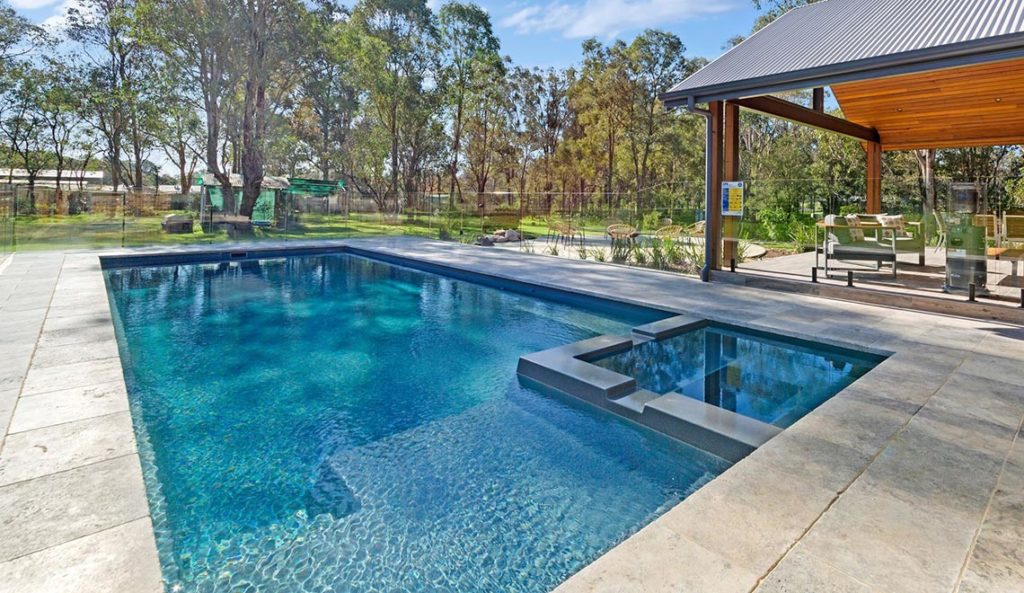 The Absolute - Built-in Spa, Splash Deck - Leisure Pools Australia
