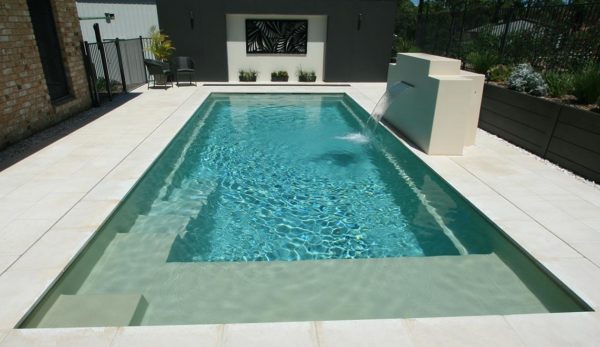 The Elite - Splash deck, wide swim space - Leisure Pools Australia